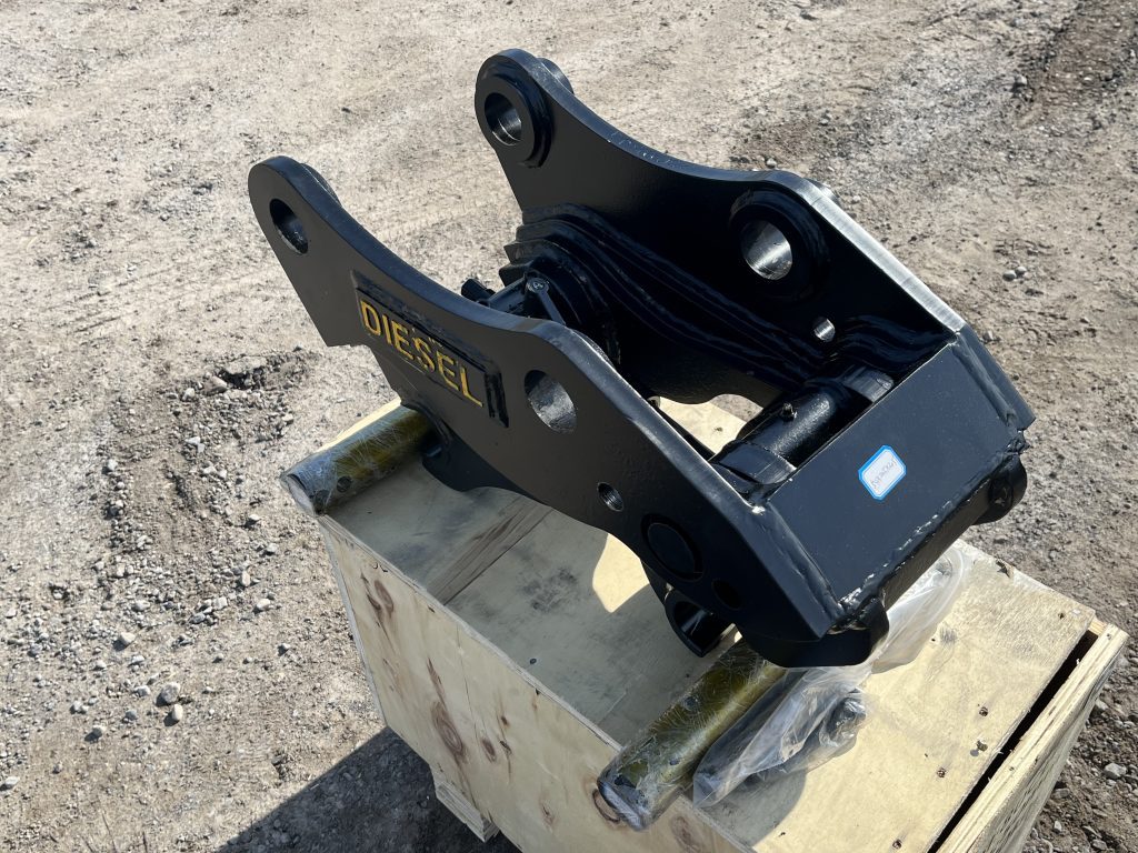 Manual Coupler-80CL - Dynamic Attachments